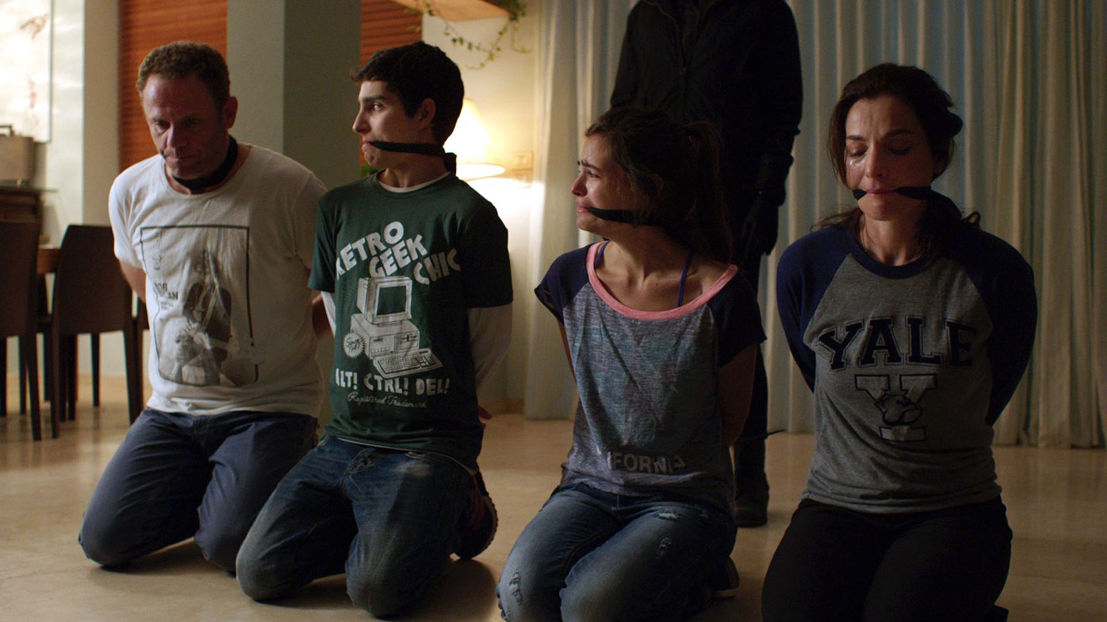 Hostages : Photo Ayelet Zurer, Dar Zuzovsky, Micha Celektar, Yoav Rotman - 20 sur 20 - AlloCiné