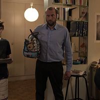 Poster Les Bracelets rouges - Saison 2 - Affiche 4 sur 5 - AlloCiné