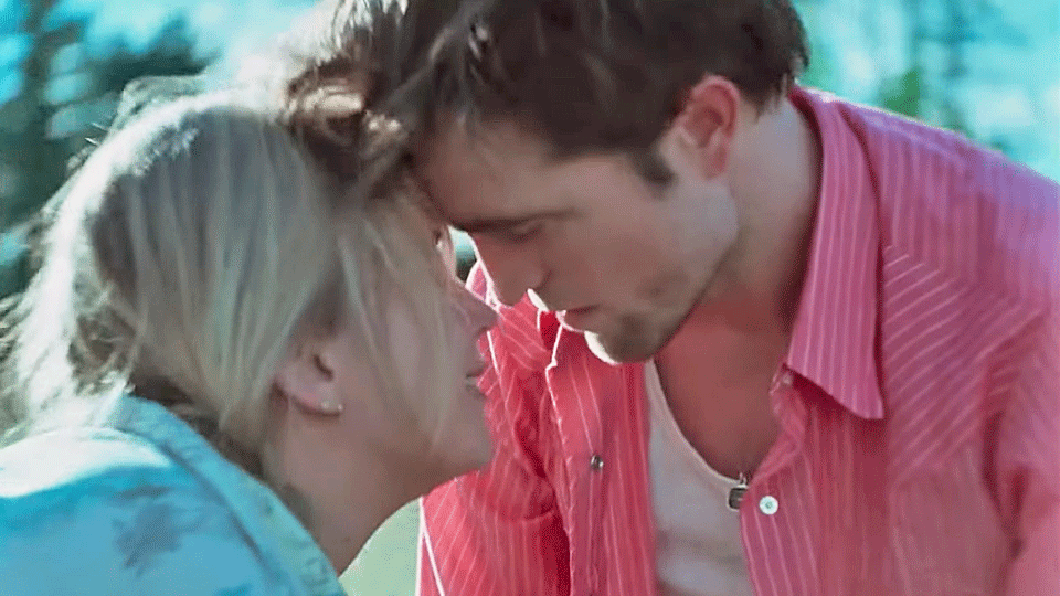 Trailer du film Die My Love - Die My Love Bande-annonce VO - AlloCiné