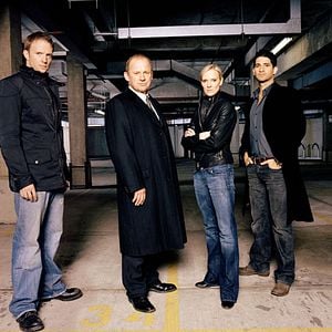 [MI-5] - Série TV 2002 - AlloCiné