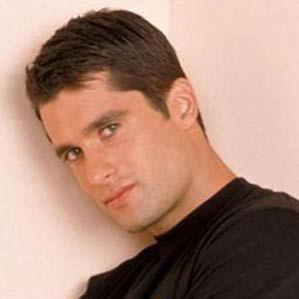 Photos de John Haymes Newton - AlloCiné