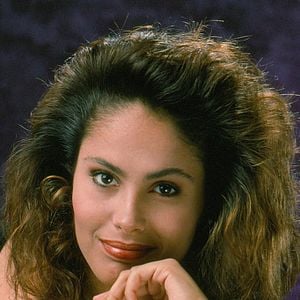 Julie St. Claire - AlloCiné