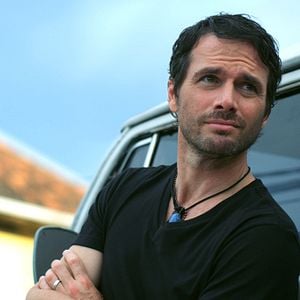 Matthew Settle - AlloCiné