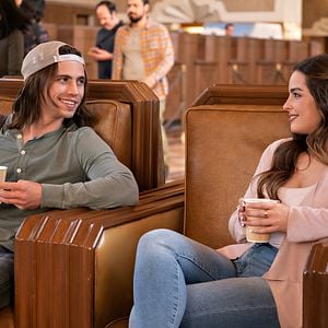 Casting du film Il est trop bien : Réalisateurs, acteurs et équipe ...