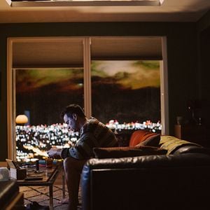 Sans jamais nous connaître - Film 2023 - AlloCiné