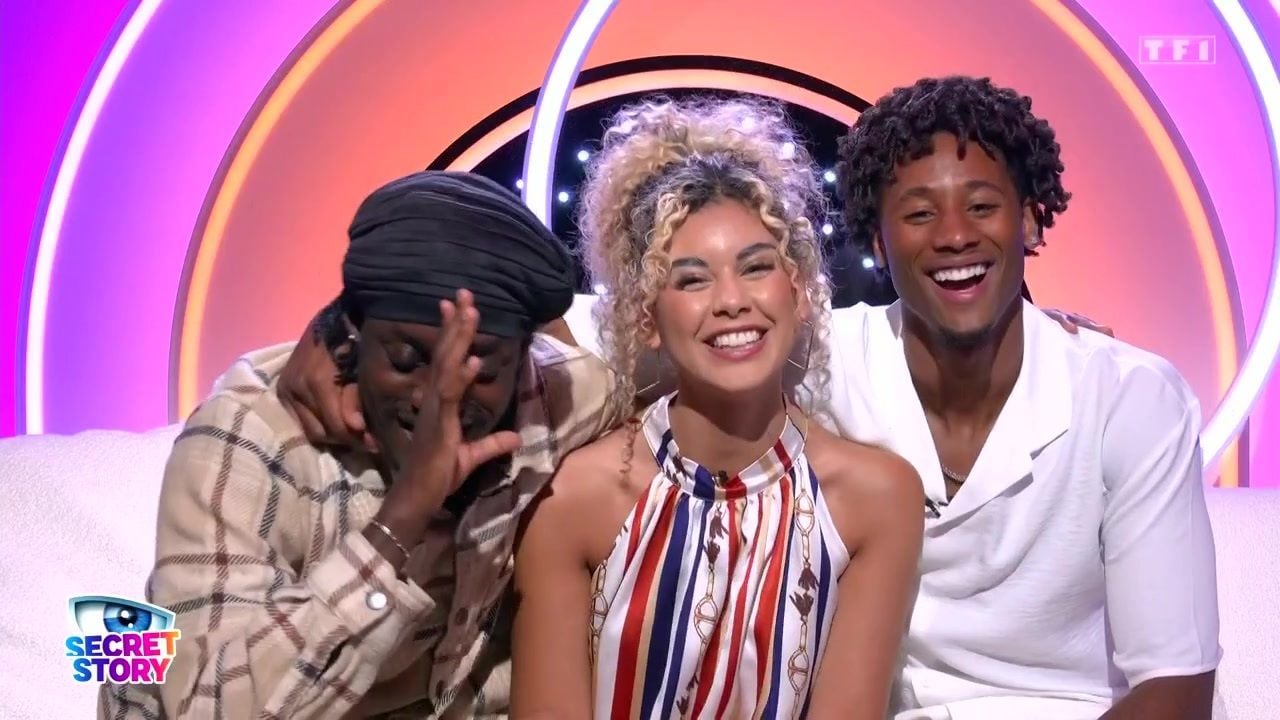 Zoé et Alexis (Secret Story) très proches la nuit ? Cameron fait des ...