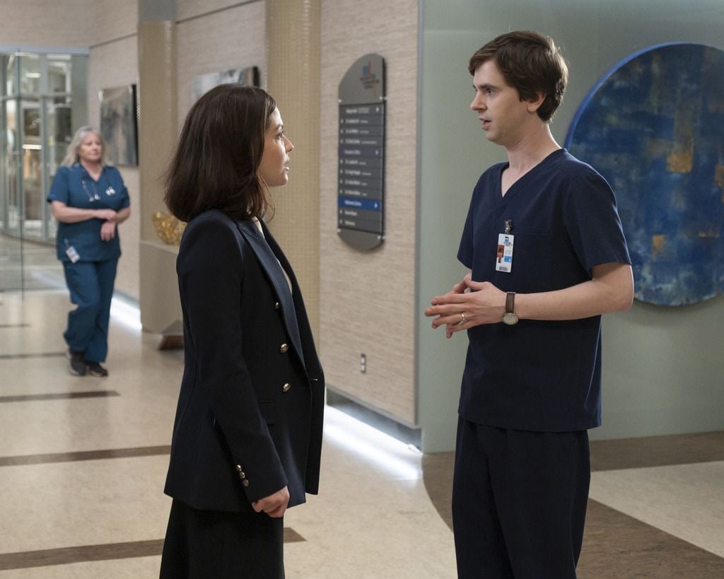Good Doctor : Good Doctor : Photo Paige Spara, Freddie Highmore - 6 sur ...