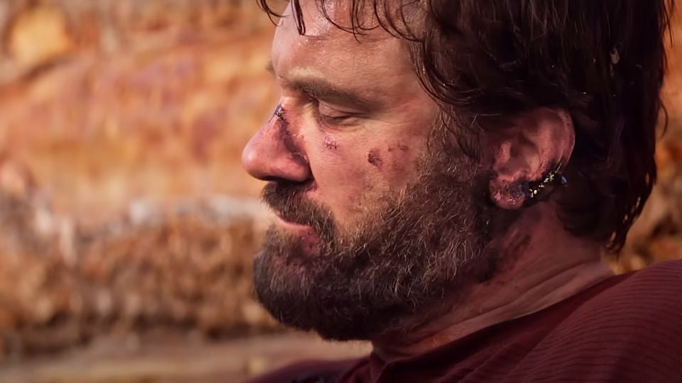 Trailer du film Clear Cut - Clear Cut Bande-annonce VO - AlloCiné