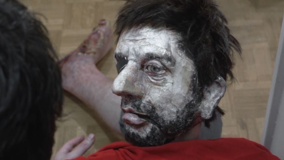 Trailer du film Fais le mort! - Fais le mort! Bande-annonce VF - AlloCiné