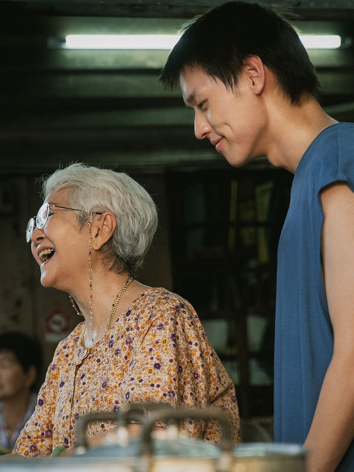 Casting du film Comment devenir riche (grâce à sa grand-mère ...