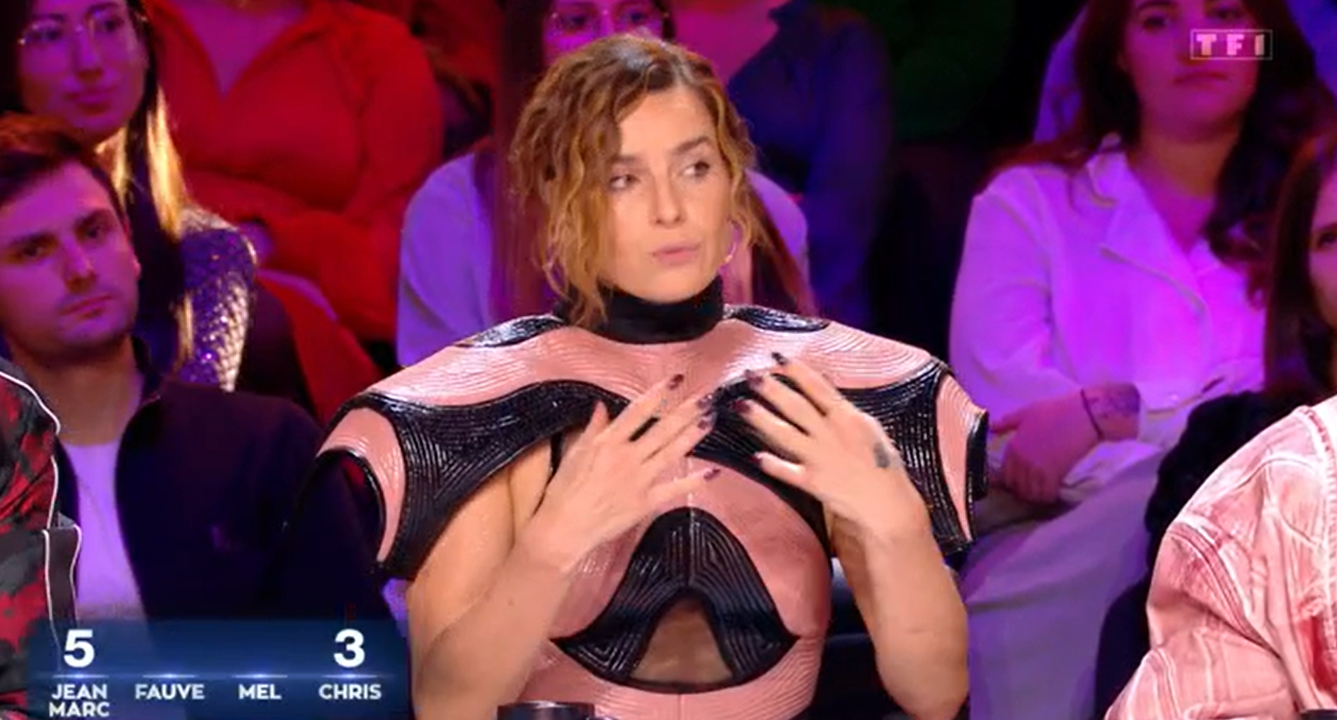 Pourquoi Fauve Hautot (Danse avec les stars) a-t-elle une cicatrice sur le bras droit ? - TV ...