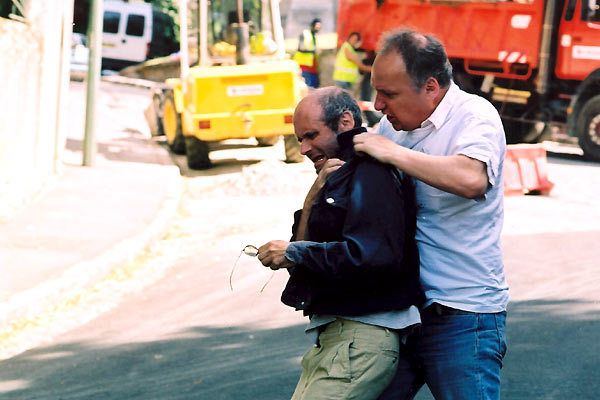 Photo du film Insurrection / résurrection - Photo 1 sur 4 - AlloCiné