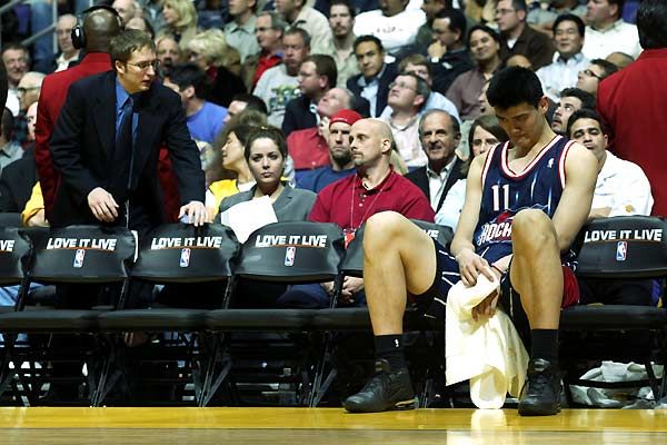 Photo de Adam Del Deo - The Year of the Yao : Photo Adam Del Deo, Ming ...