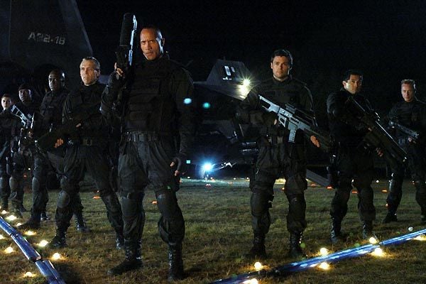 Photo de Dwayne Johnson - Doom : Photo Andrzej Bartkowiak, Dwayne ...