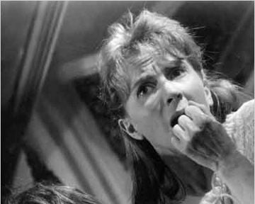 Trailer du film La Maison du diable - La Maison du diable Bande-annonce ...