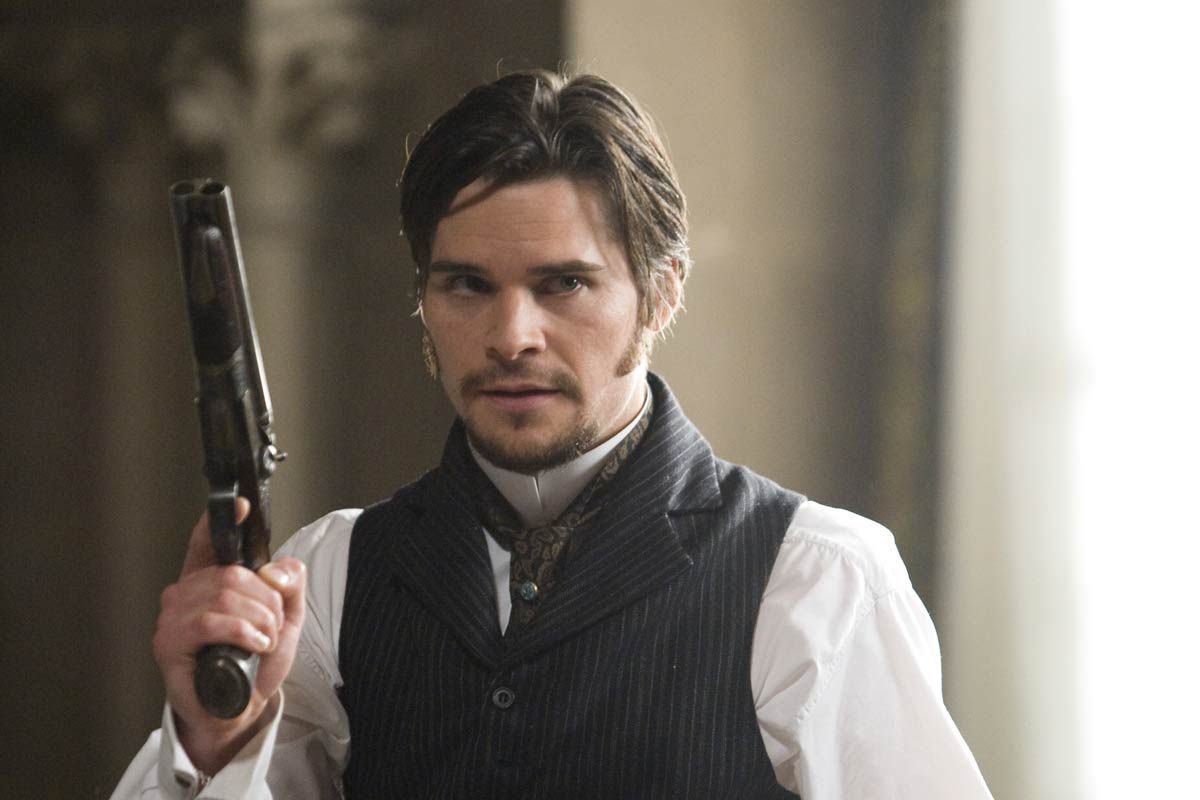 Hans Matheson Sherlock Holmes