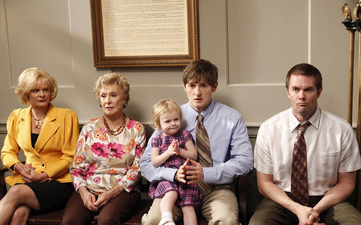 Raising Hope : Raising Hope : Photo Garret Dillahunt, Martha Plimpton ...