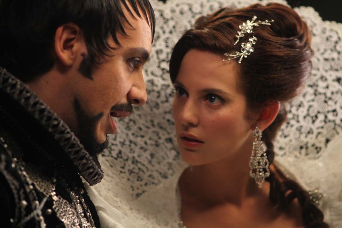 Photo de Elodie Navarre - Les Aventures de Philibert, capitaine puceau ...