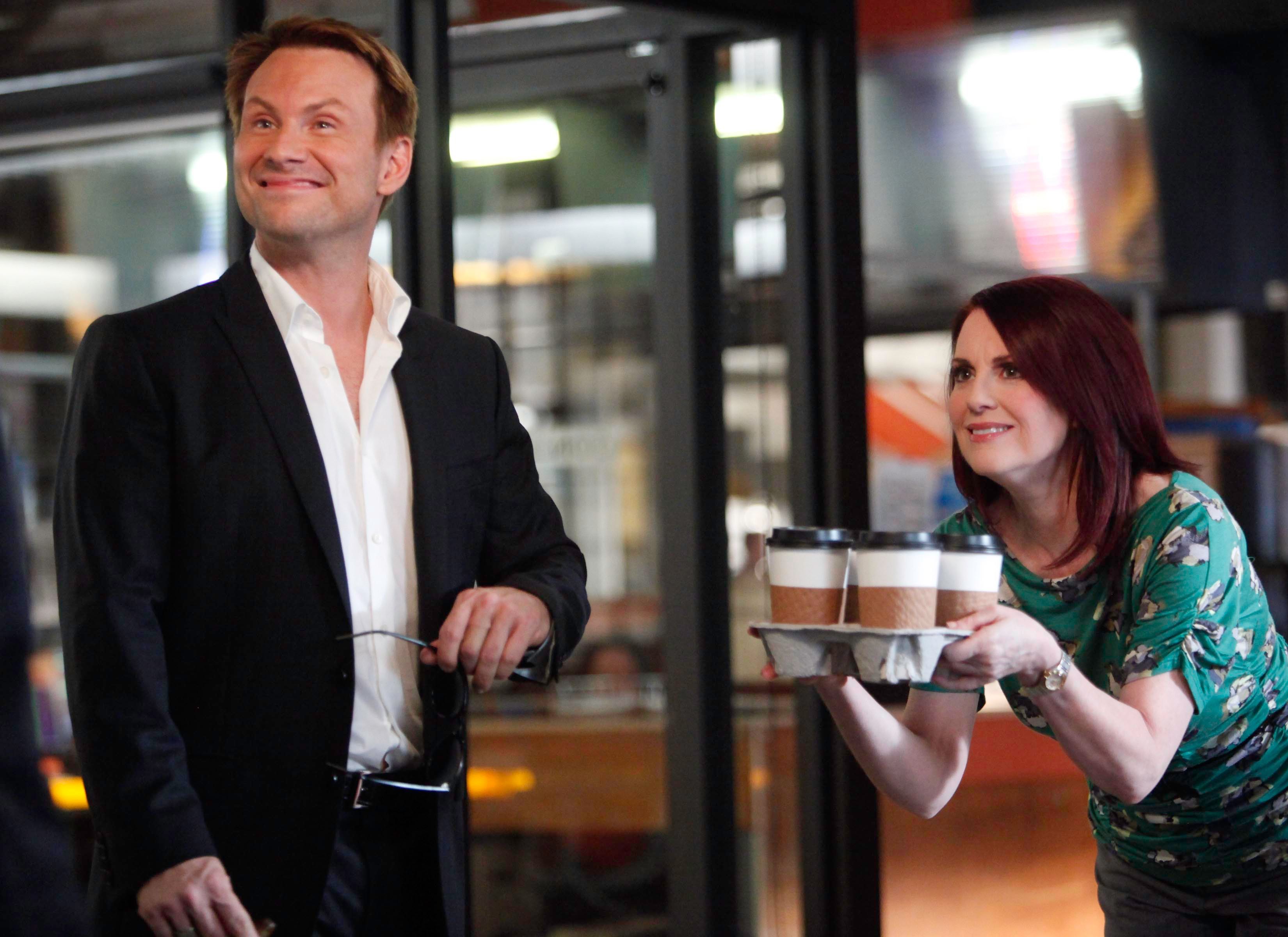 Breaking In : Breaking In : Photo Christian Slater, Megan Mullally - 21 ...