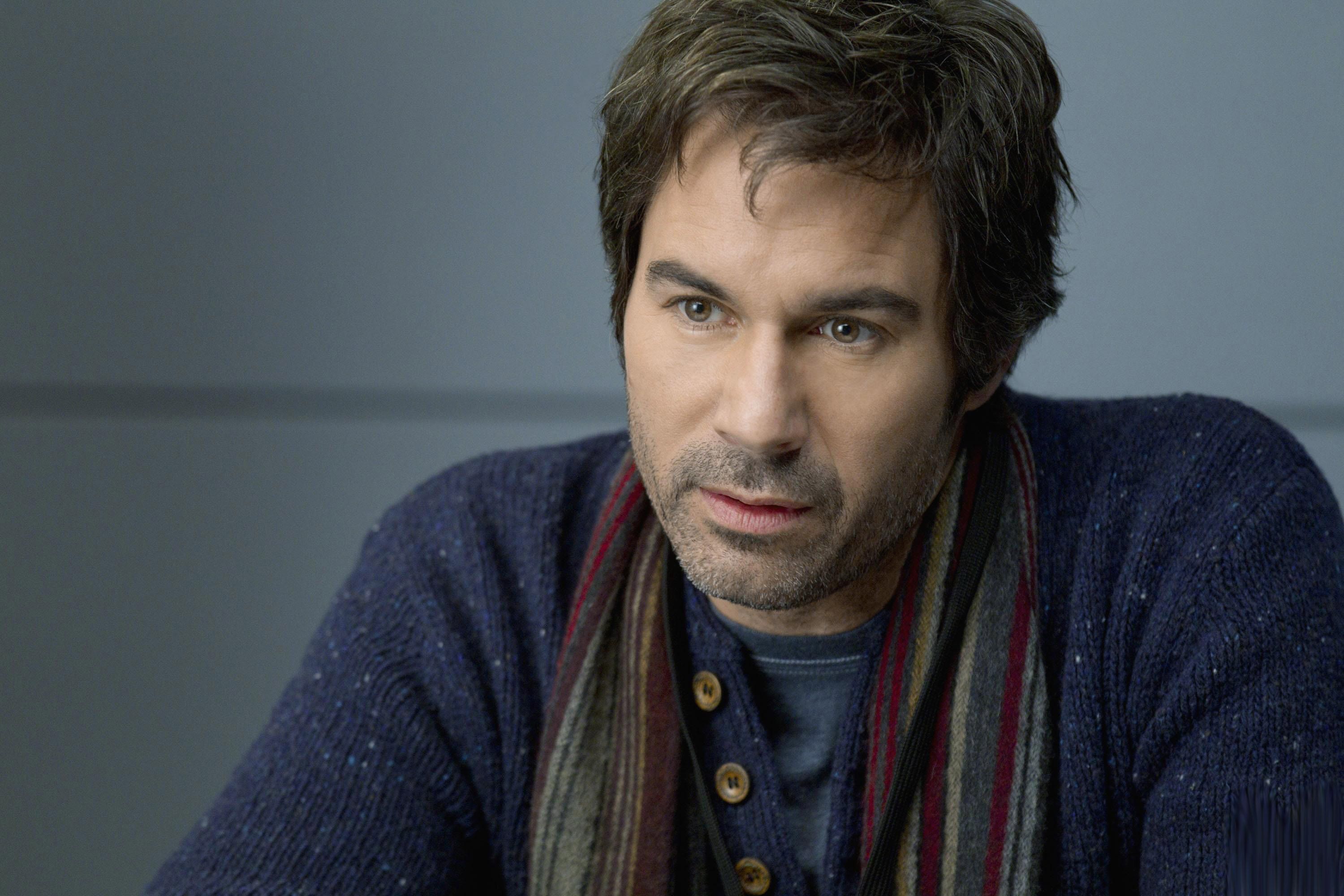 Perception : Perception : Photo Eric McCormack - 88 sur 112 - AlloCiné