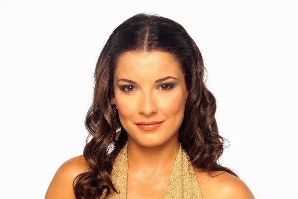 Photo de İrem Altuğ - Photo Irem Altug - AlloCiné