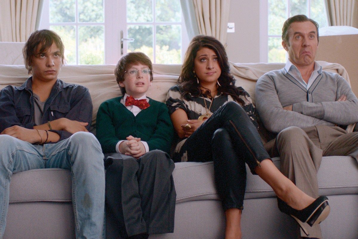 Photo de Georgia Groome - Papadopoulos & Sons : Photo Stephen Dillane ...