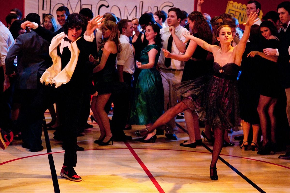 Photo de Ezra Miller - Le Monde de Charlie : Photo Emma Watson, Ezra ...