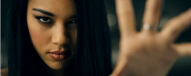Aaliyah : premières images du biopic "Princess of R&B" - News Séries à ...