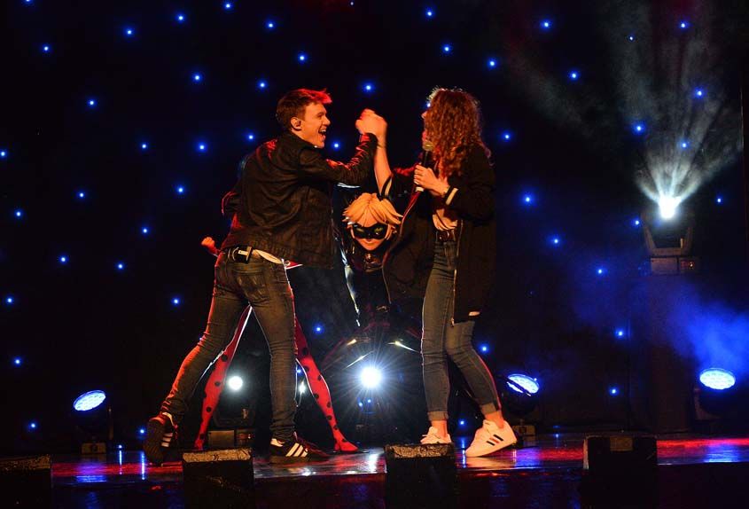 Miraculous : Ladybug et Chat Noir entrent au Musée Grévin en présence ...