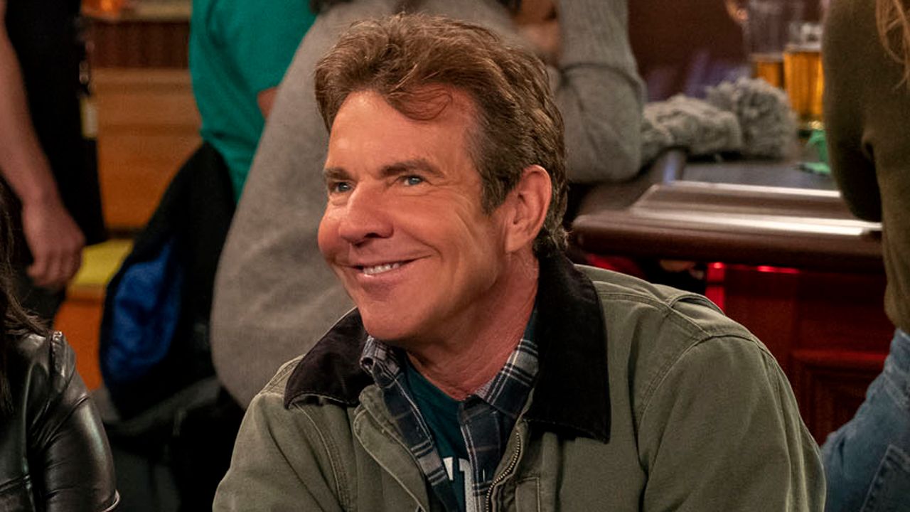 Merry Happy Whatever sur Netflix : 5 choses à savoir sur Dennis Quaid ...