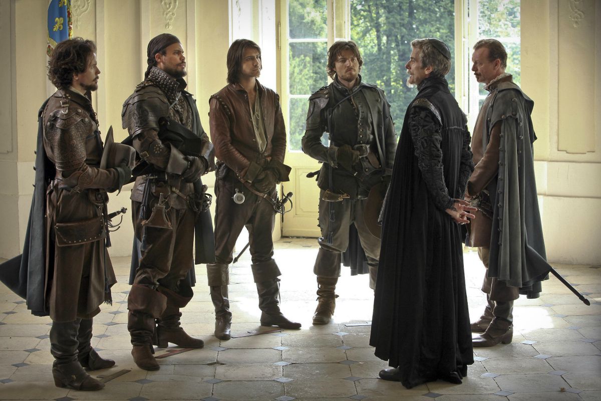 Photo de Luke Pasqualino - The Musketeers : Photo Santiago Cabrera ...