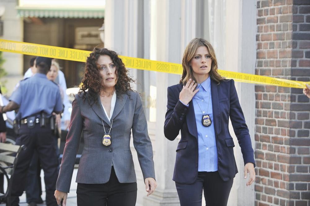Castle : Castle : Photo Lisa Edelstein, Stana Katic - 372 sur 1200 ...