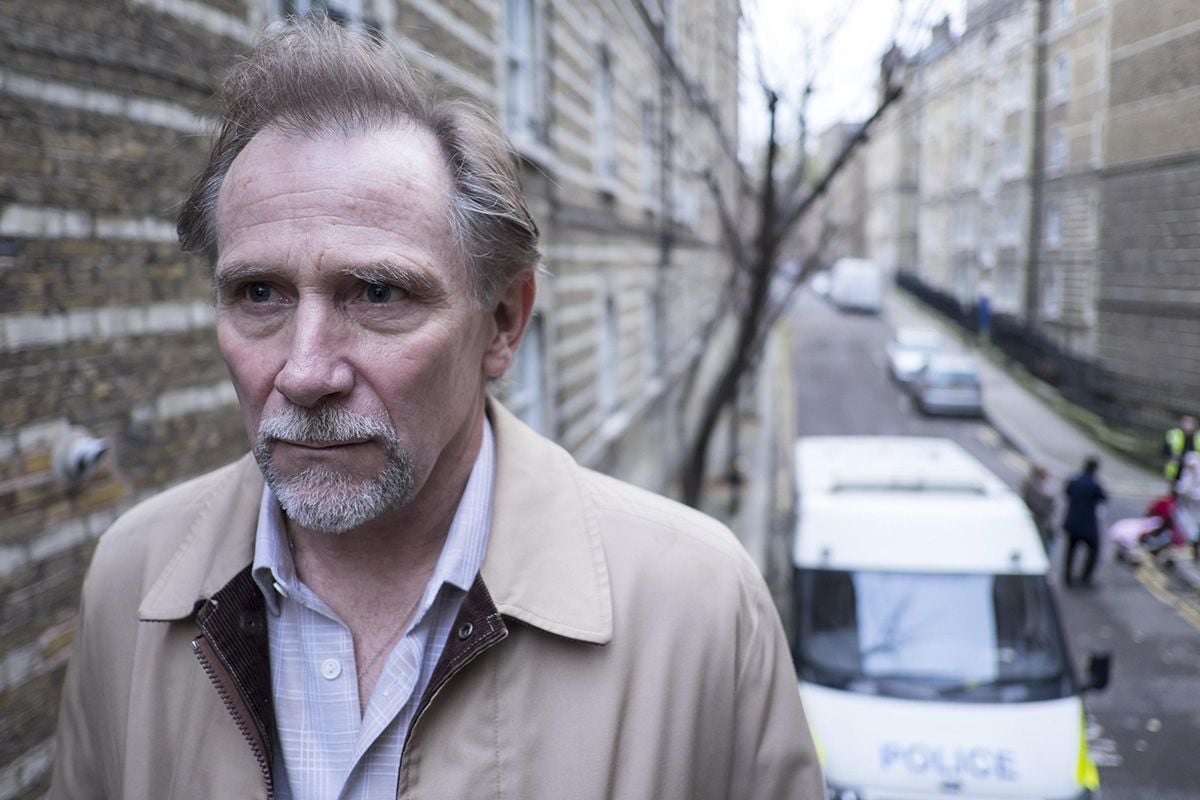 Photo de Danny Webb (V) - Humans : Photo Danny Webb (V) - Photo 7 sur ...