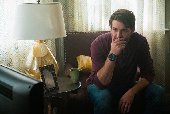 Photo de James Wolk - Zoo : Photo James Wolk - Photo 77 sur 142 - AlloCiné