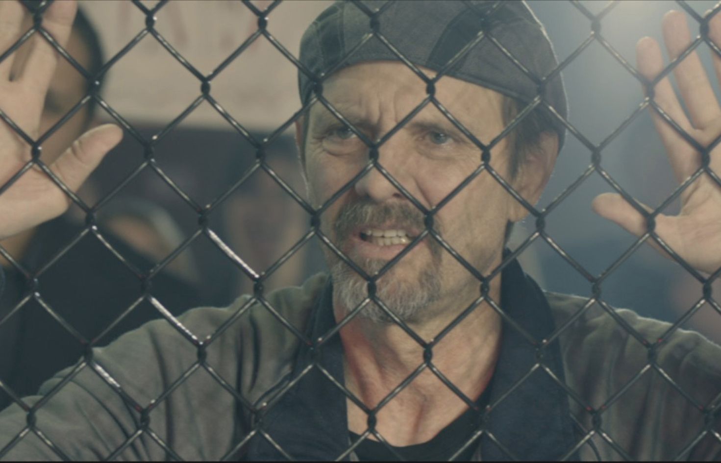 Photo du film Tapped Out - Photo 11 sur 16 - AlloCiné