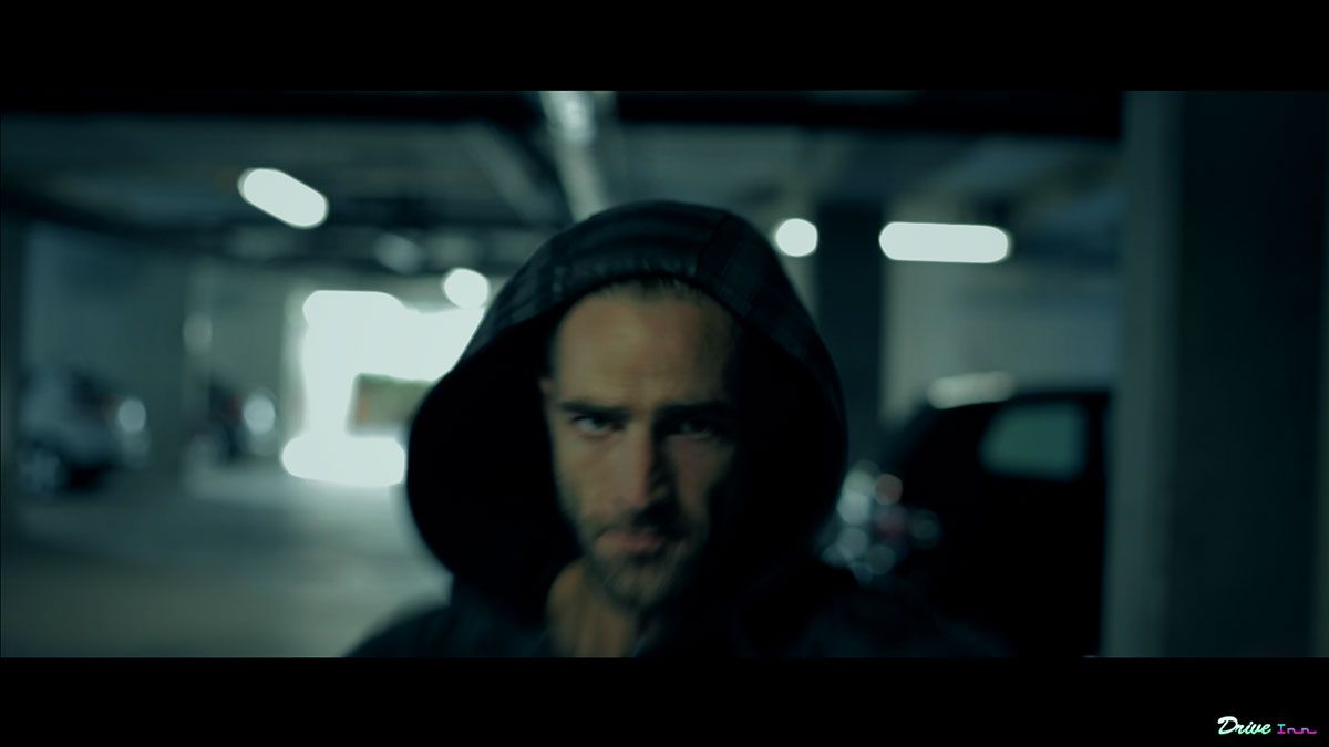 Photo de Runaway - Photo 1 sur 2 - AlloCiné