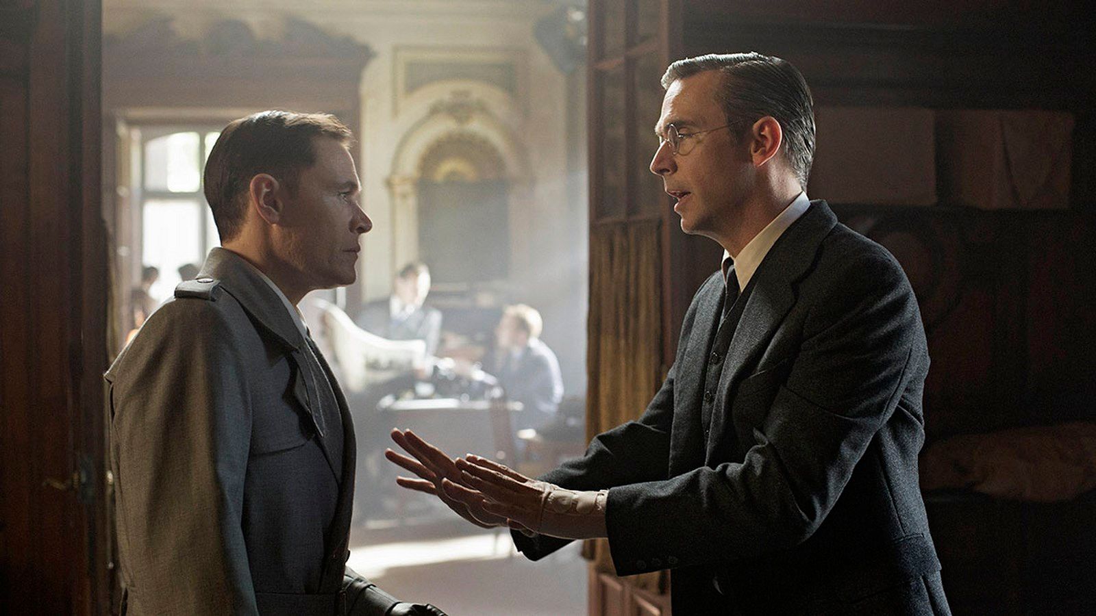 Photo de Burn Gorman - Gernika : Photo Burn Gorman, Jack Davenport ...