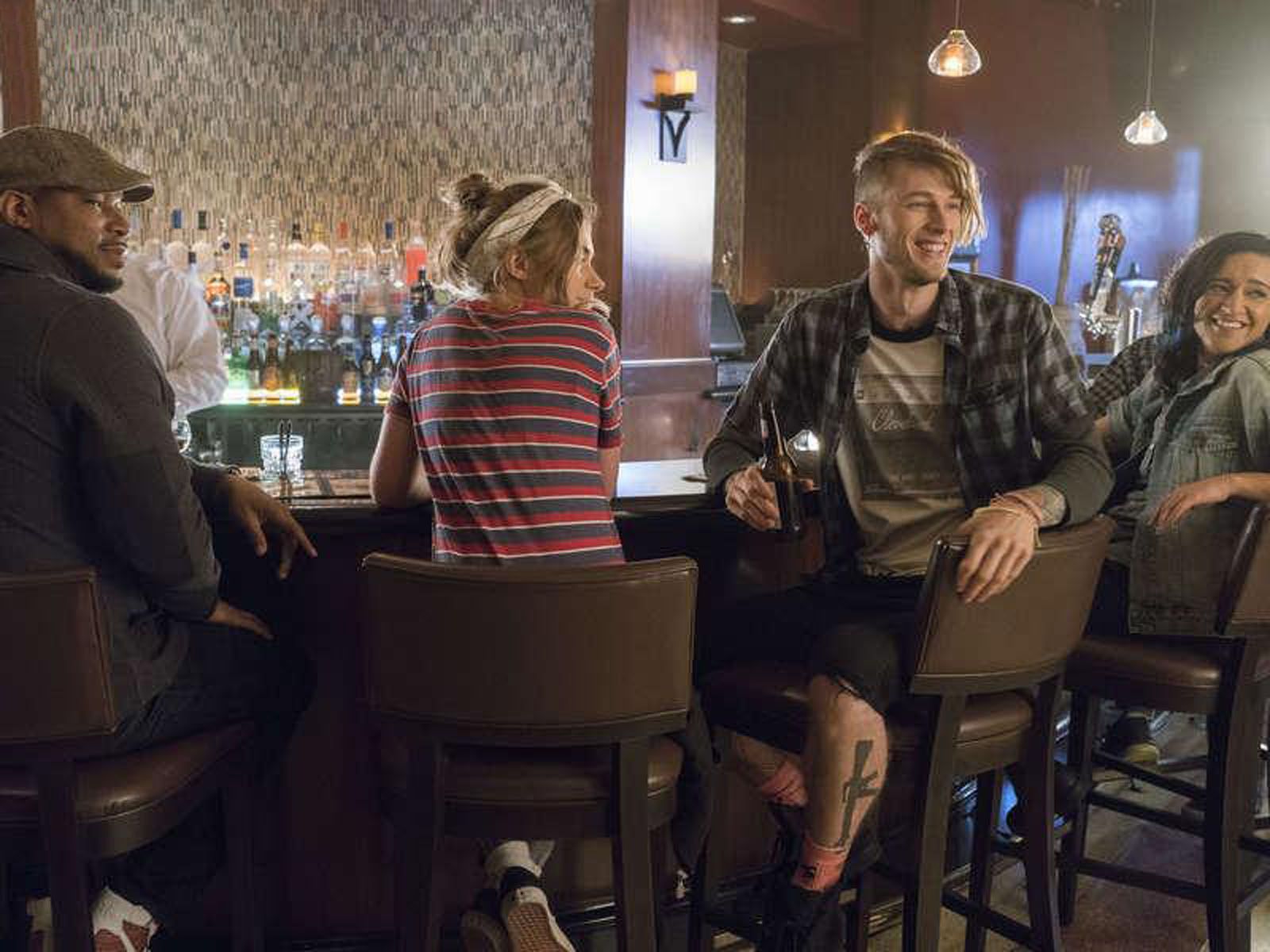 Photo De Keisha Castle Hughes Roadies Photo Machine Gun Kelly