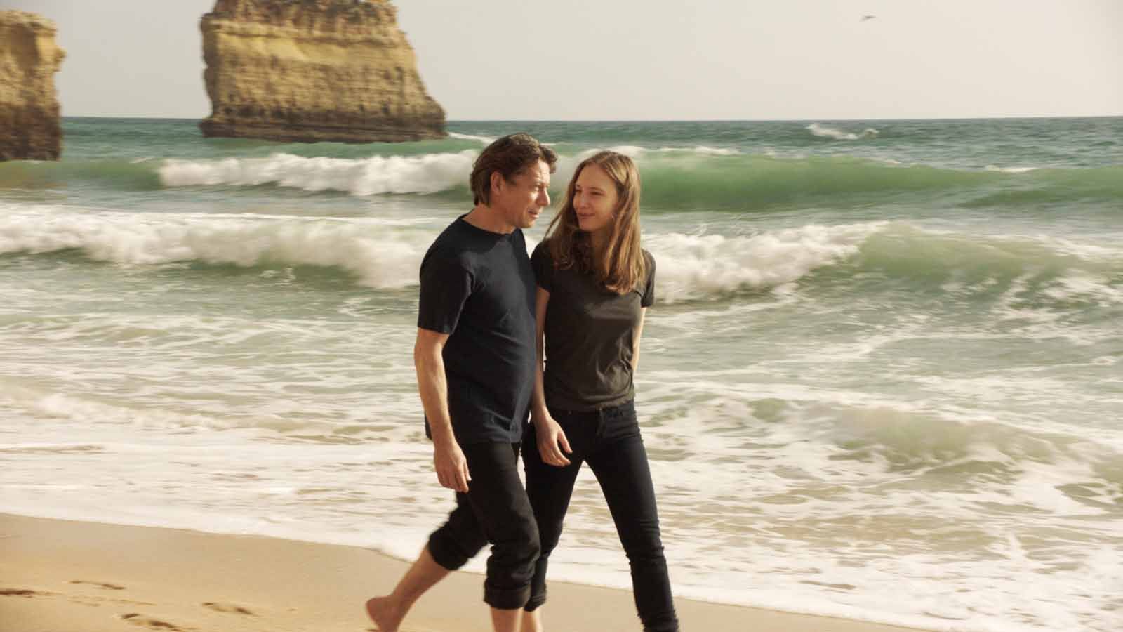 Photo de Julia Roy - À Jamais : Photo Mathieu Amalric, Julia Roy ...