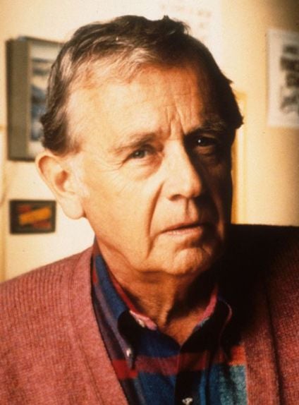 Photo de Warren Frost - Affiche Warren Frost - Photo 0 sur 4 - AlloCiné