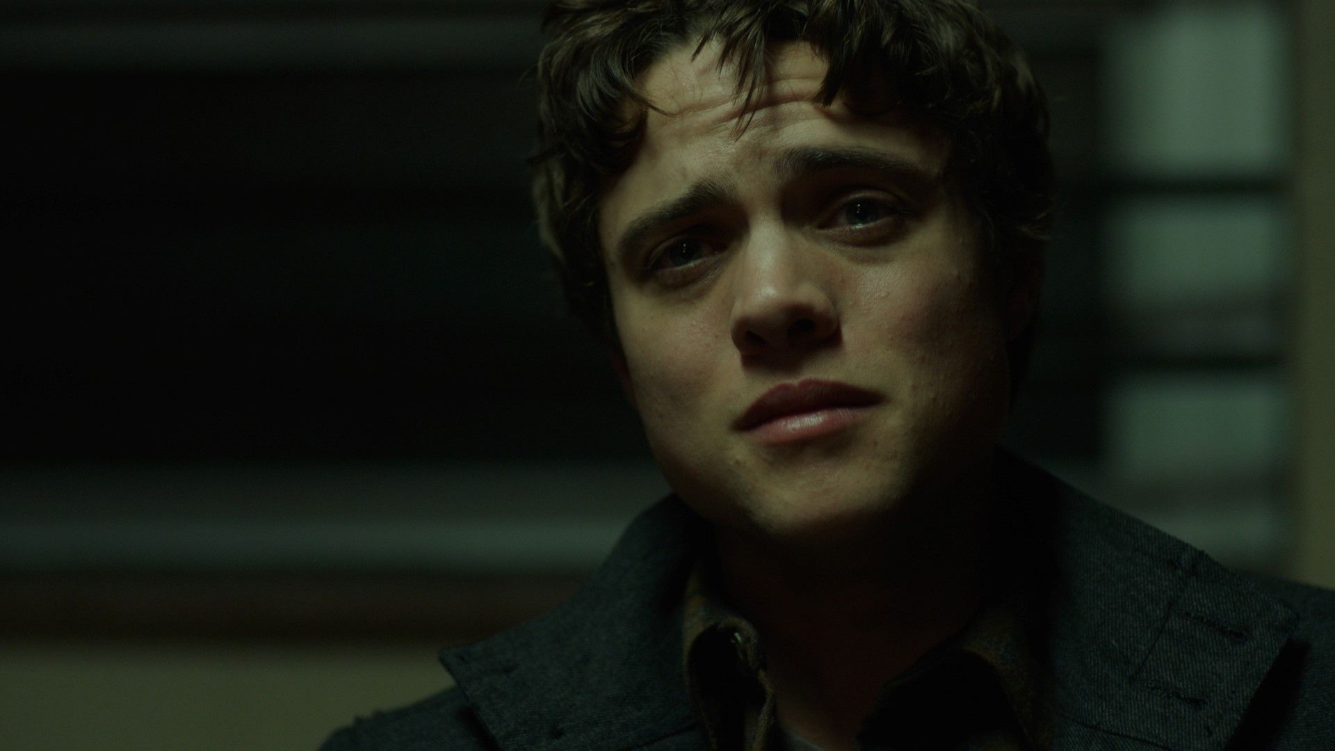 Photo de Douglas Smith (III) - The Bye Bye Man : Photo Douglas Smith ...