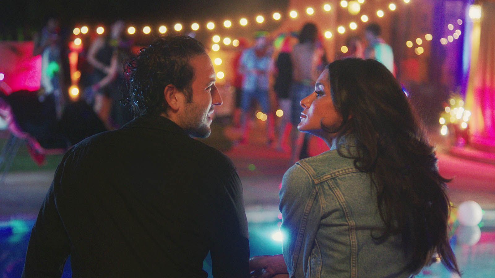 All Wrong : All Wrong : Photo - 9 sur 12 - AlloCiné