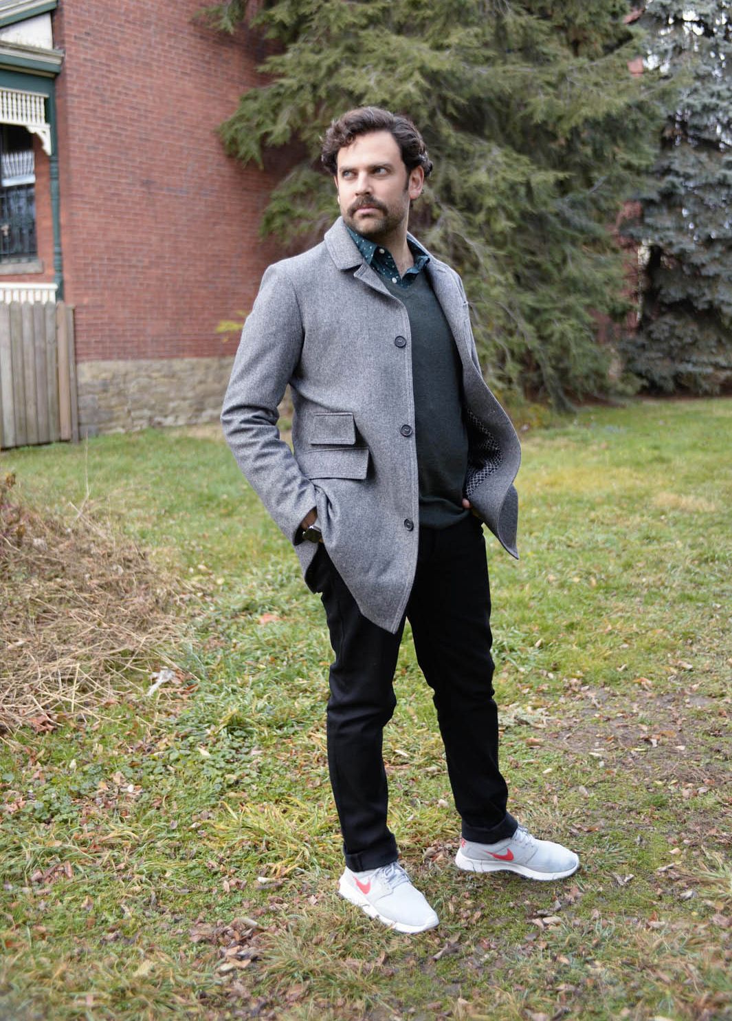 Downward Dog : Downward Dog : Photo Barry Rothbart - 45 sur 57 - AlloCiné