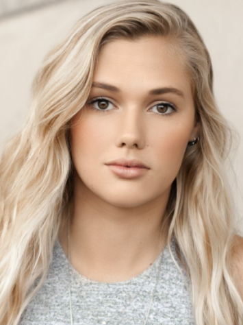 Karis Cameron - AlloCiné