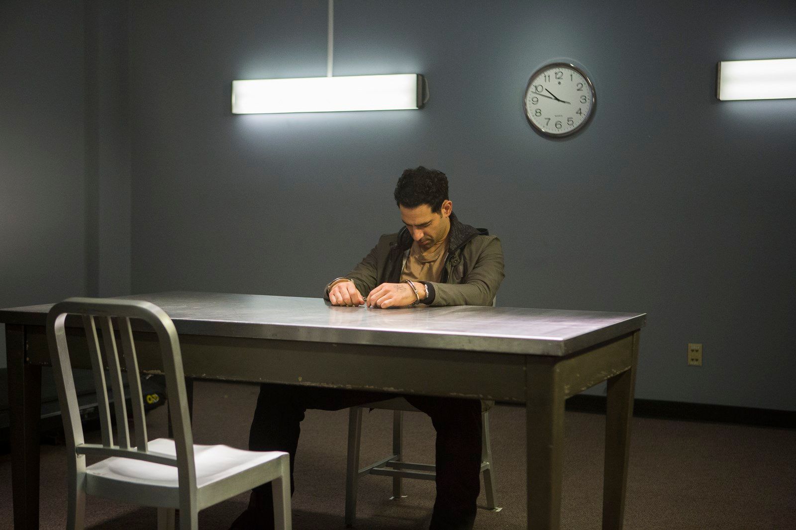 Photo du film Interrogation - Photo 18 sur 21 - AlloCiné