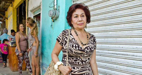 Photo de Angelina Pelaez - Photo Angelina Pelaez - Photo 3 sur 4 - AlloCiné