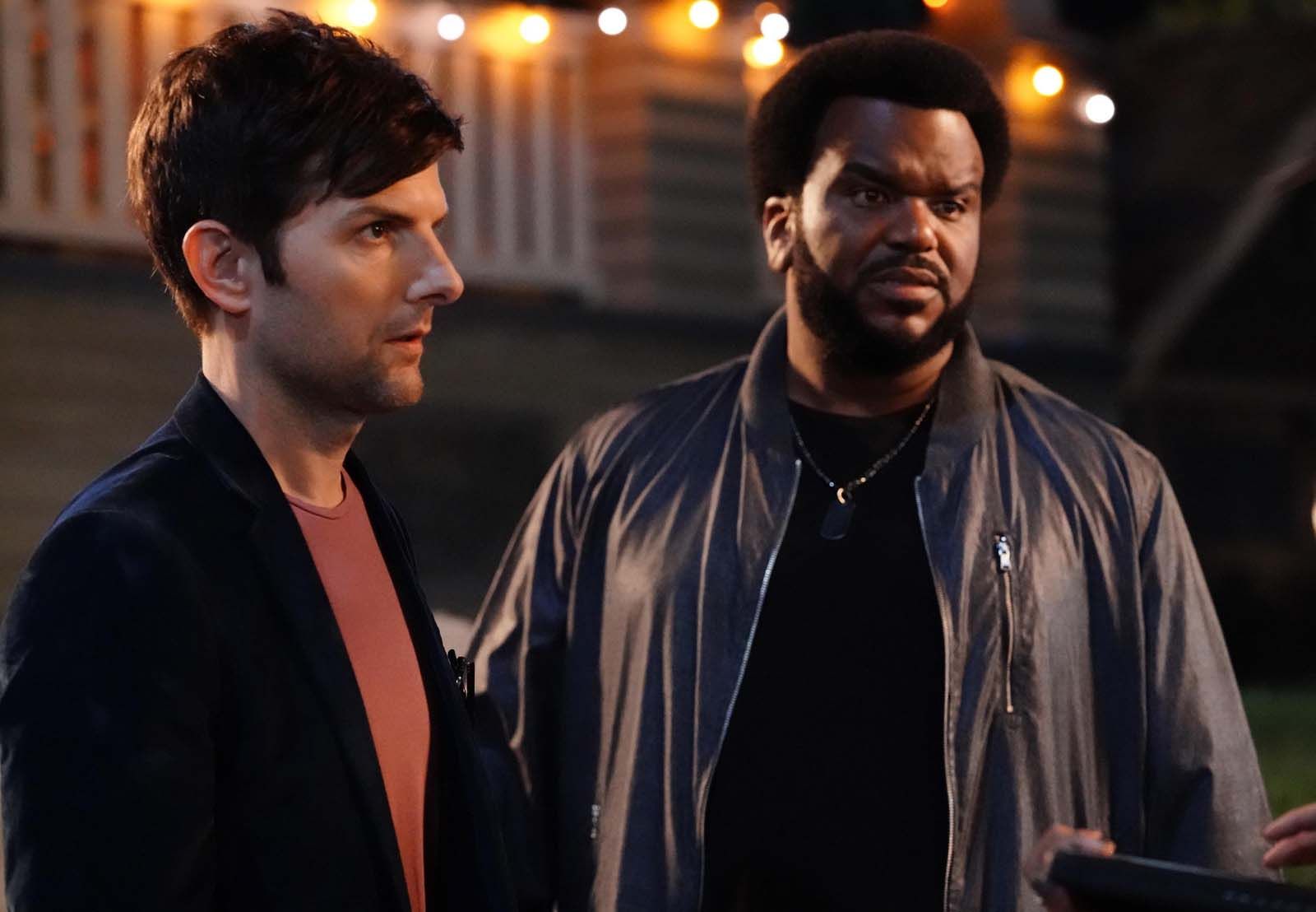 Ghosted : Ghosted : Photo Adam Scott, Craig Robinson - 62 sur 69 - AlloCiné