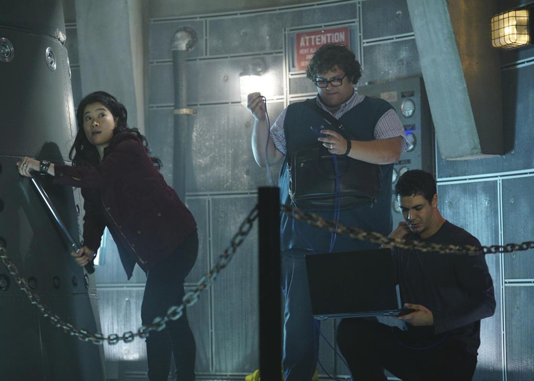 Photo de Jadyn Wong - Scorpion : Photo Elyes Gabel, Ari Stidham, Jadyn ...