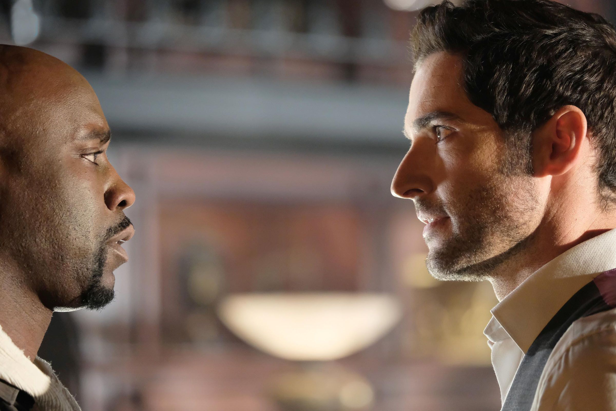 Photo de Tom Ellis - Lucifer : Photo Tom Ellis, D.B. Woodside - Photo ...