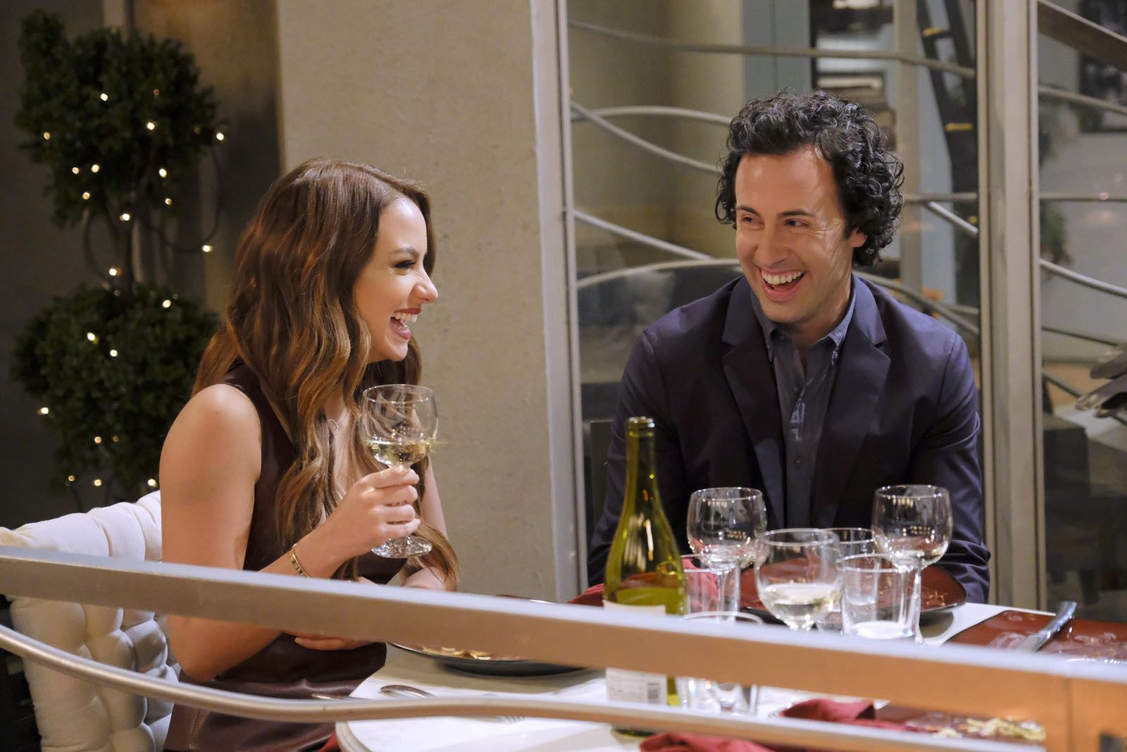 Young & Hungry : Photo Aimee Carrero, Tim Rock - 31 sur 178 - AlloCiné